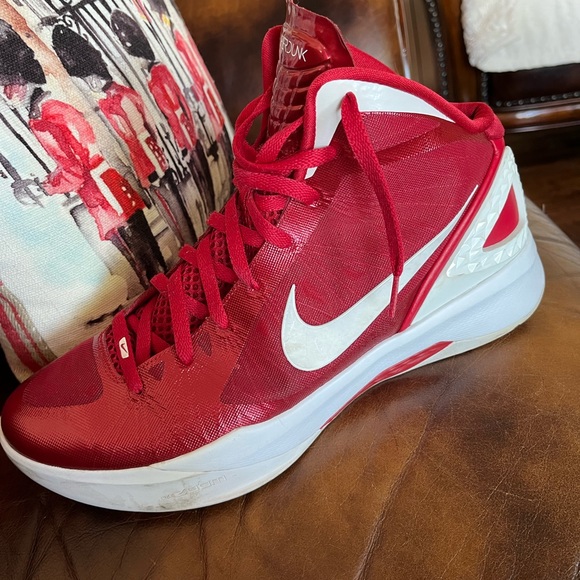 Nike | Shoes | Nike Mens Hyperdunk Hightop Red Shoes Size 3 | Poshmark